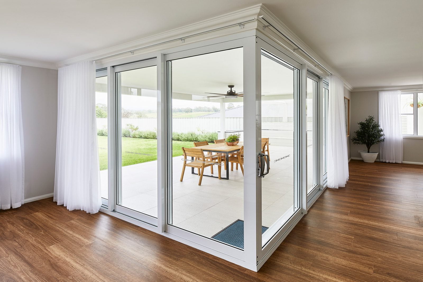 Colour Selector Aluminium Windows & Doors - Wideline